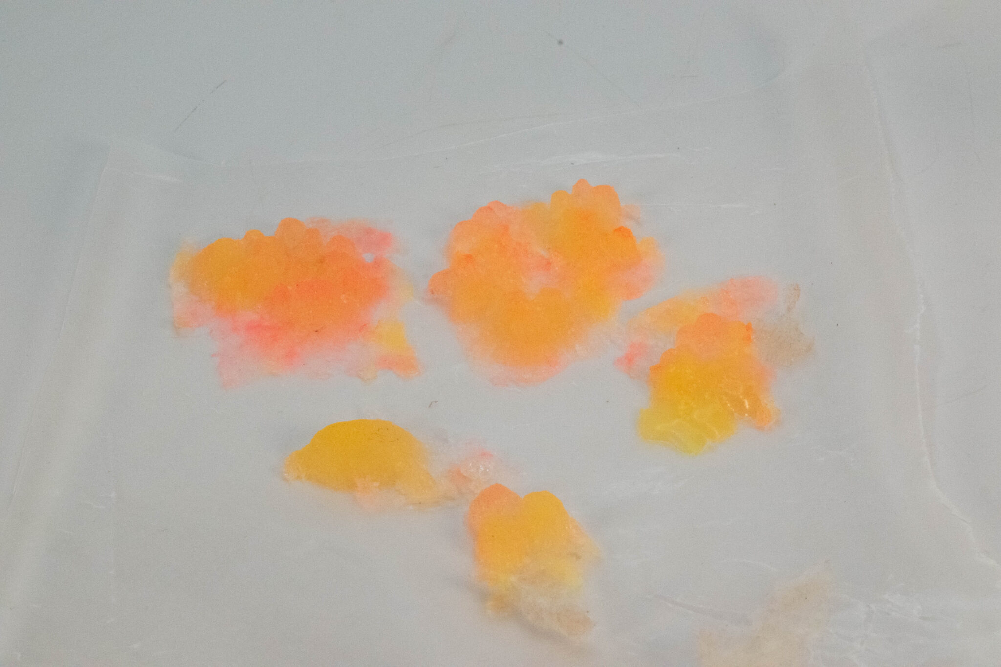 Silicone UV Reactive and Glow in the Dark Blister Clusters Small Pack ...
